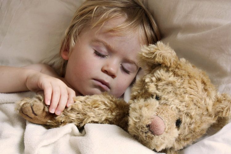 Kinder zum Einschlafen bringen - Die besten Tipps & Tricks Kinder zum Einschlafen bringen - Die besten Tipps & Tricks